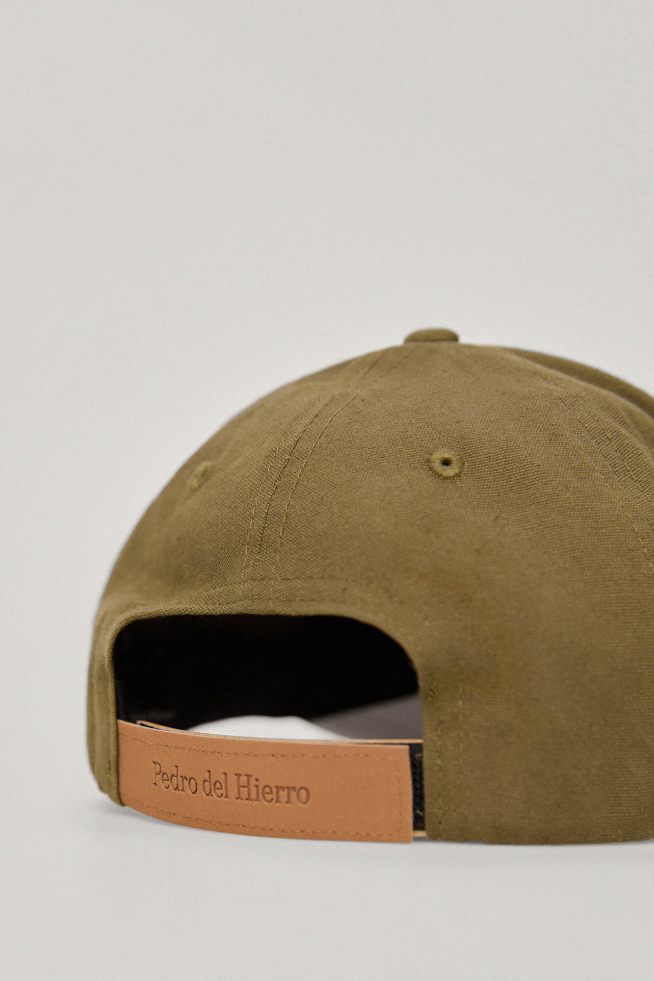 Gorra visera logo | Gorras para hombre | Pedro del Hierro