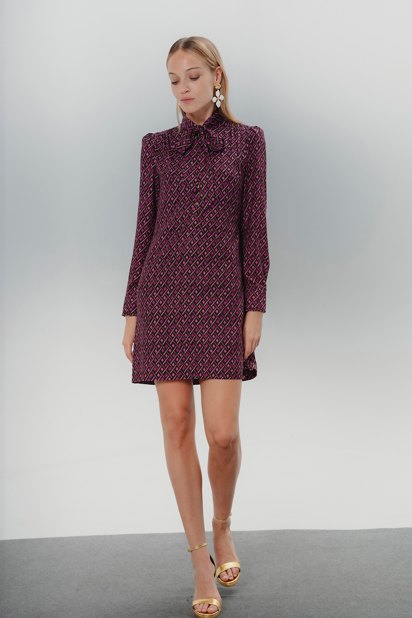 Vestido corto con lazo Elena | Vestidos de mujer | Pedro del Hierro